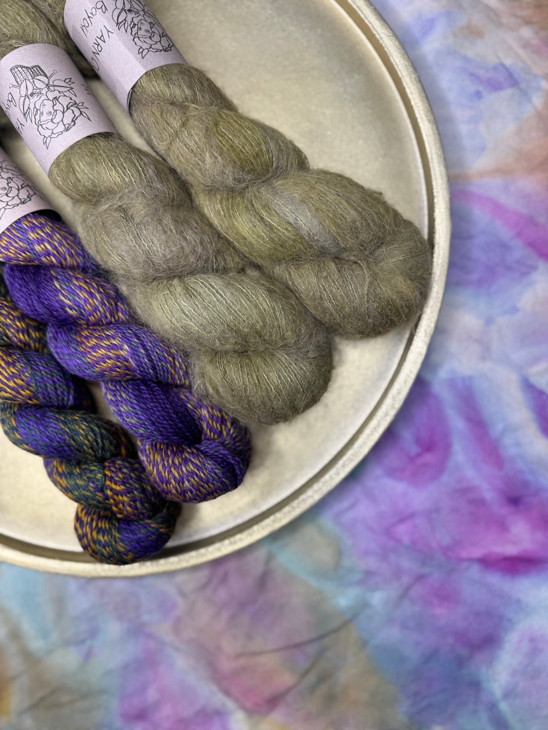 *ONE OF A KIND* OOEY GOOEY COWL KITS – Primrose Yarn Co.